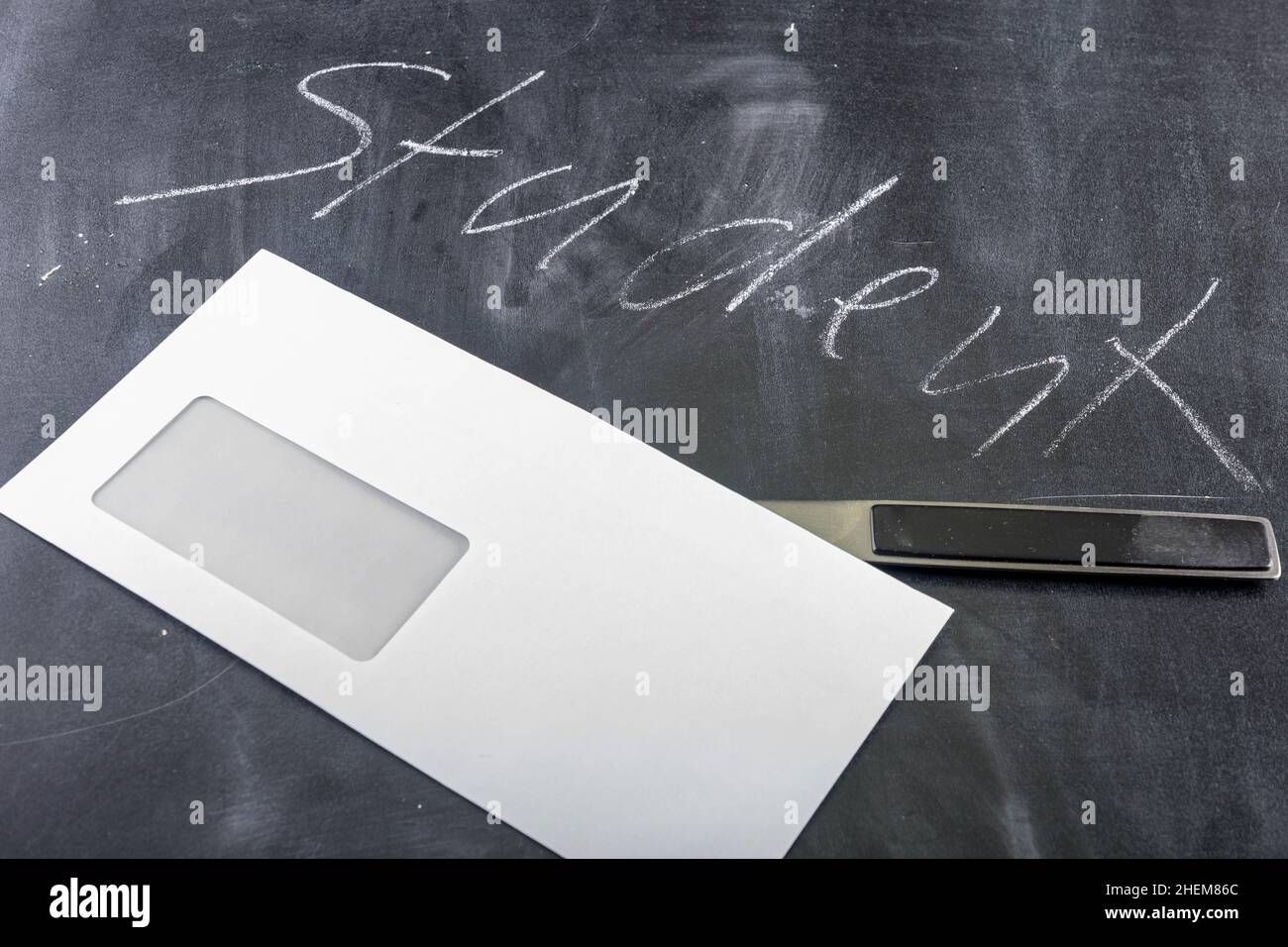 White powder envelope hi-res stock photography and images - Alamy