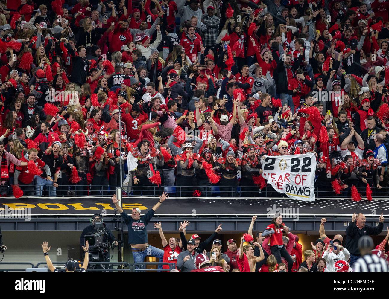 Indianapolis, Indiana, USA. 10th Jan, 2022. Georgia fans react to a ...