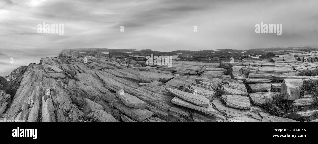 Spectacular coastline Black and White Stock Photos & Images - Alamy