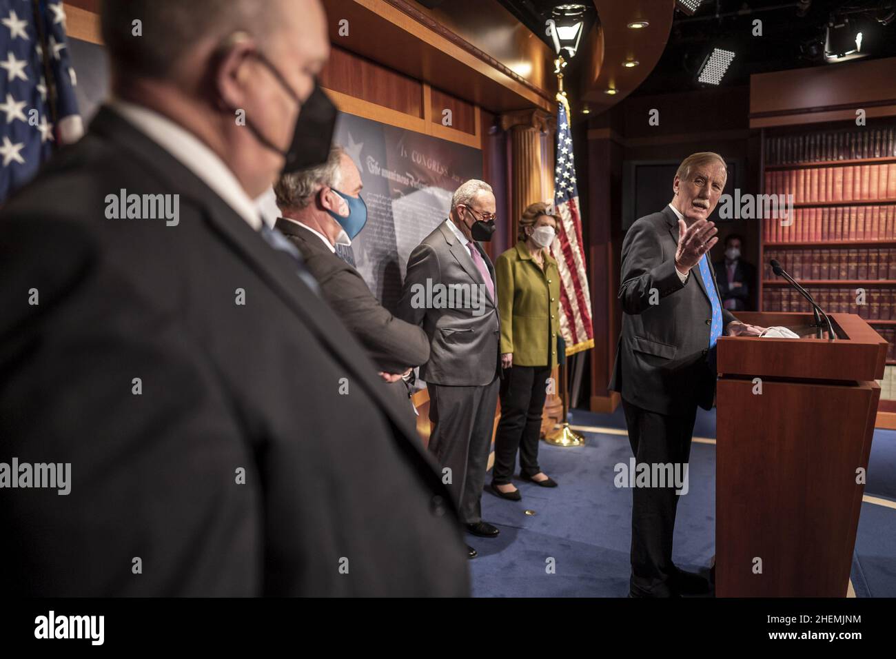 Angus king jr hi-res stock photography and images - Alamy