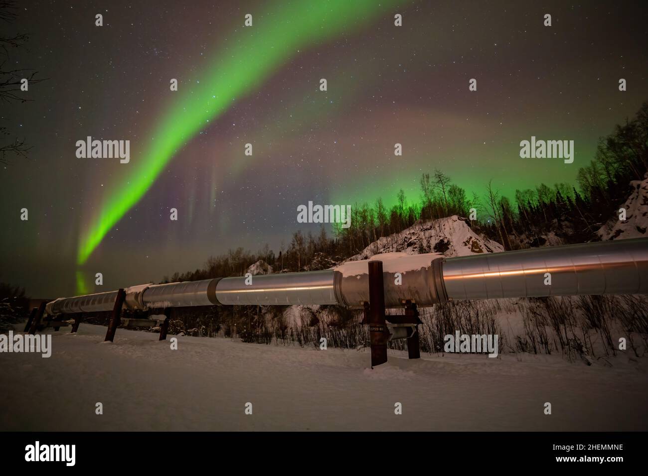 Trans alaska pipeline system hi-res stock photography and images - Alamy