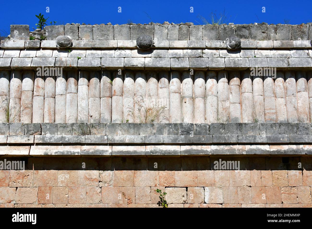 House of the Turtles (Casa de las Tortugas), Uxmal, Maya ruins, Yucatán ...