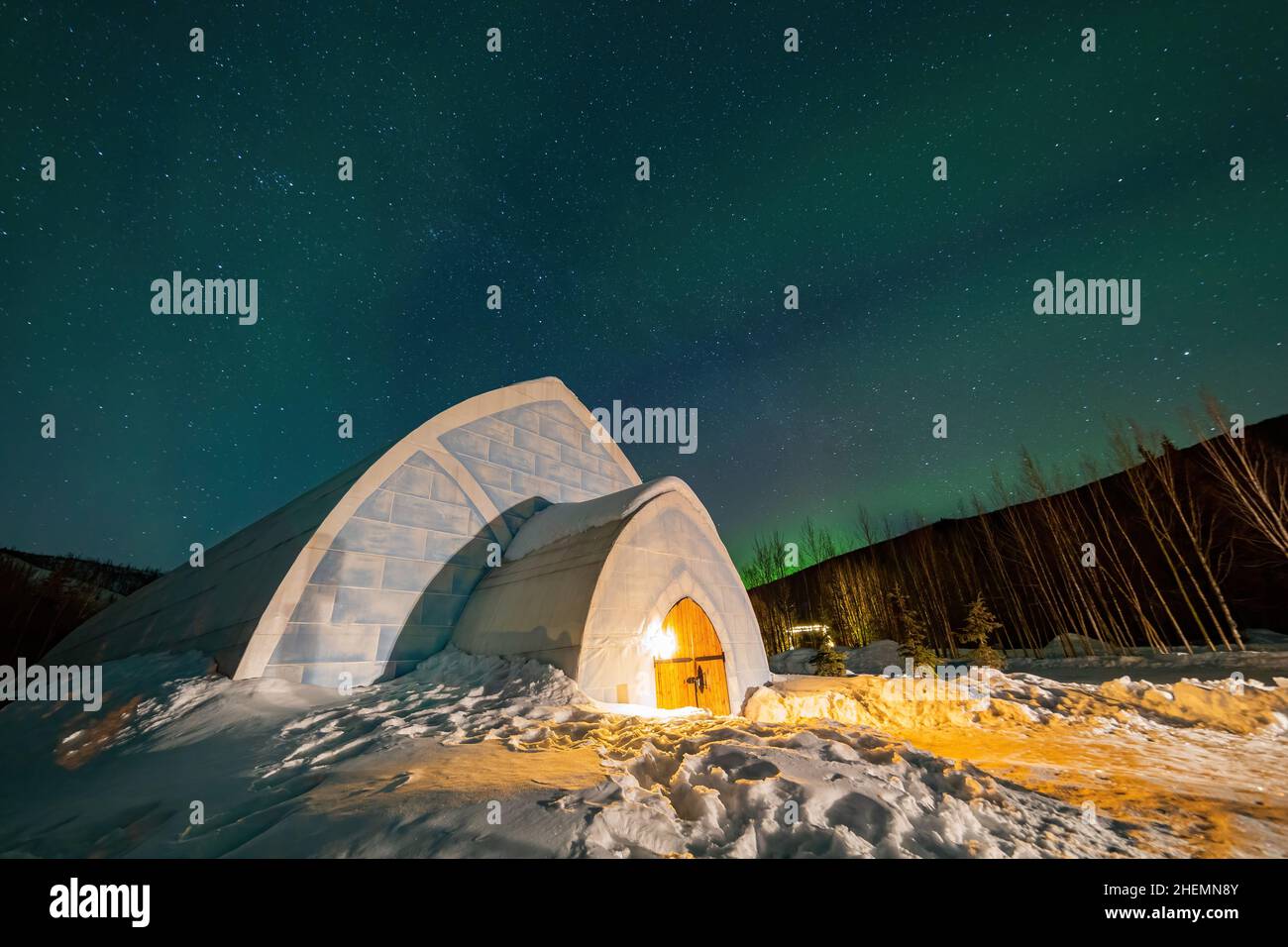 Night starry view of a ice dome in Chena Hot Springs Resort at ...