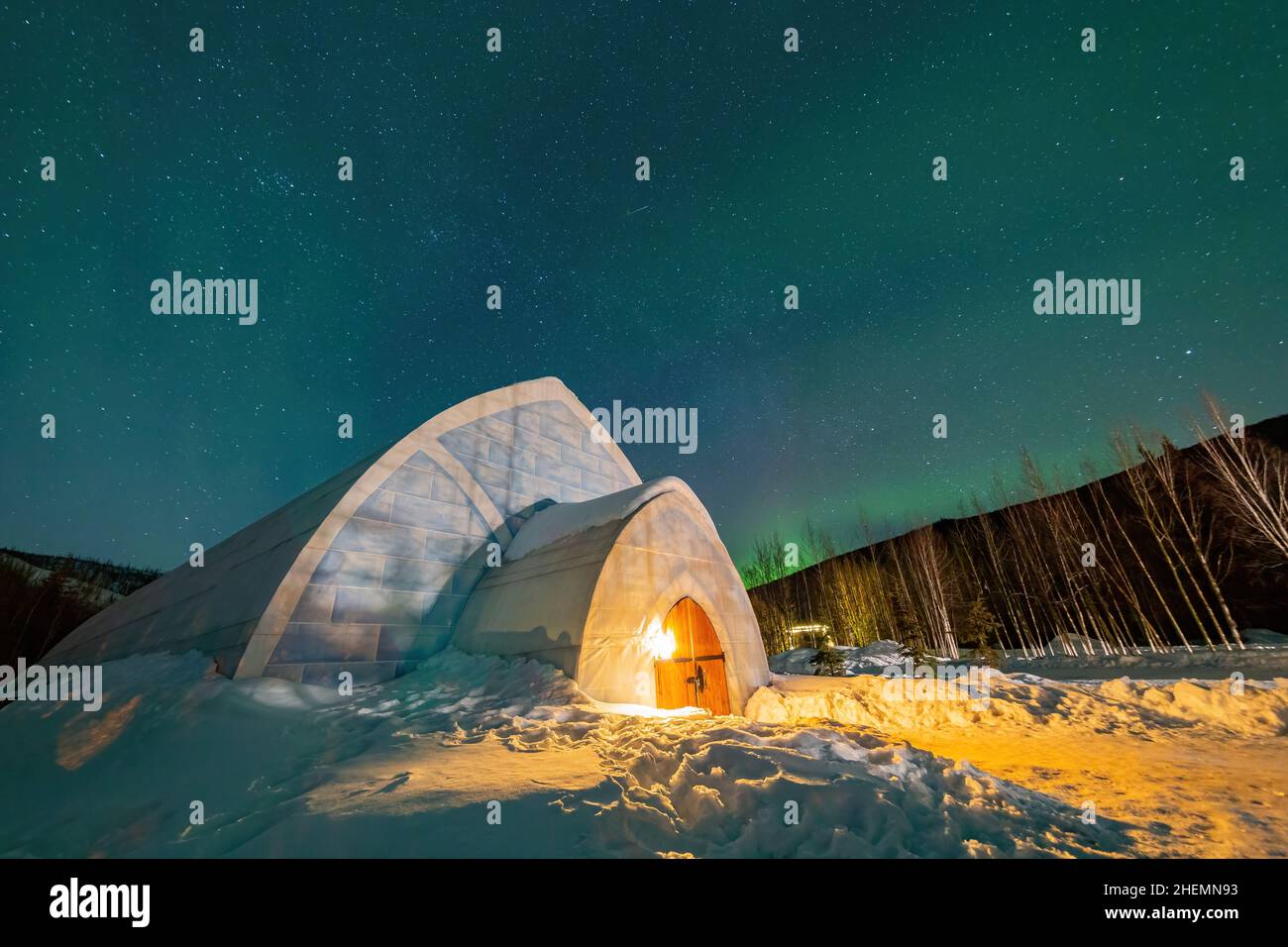 Night starry view of a ice dome in Chena Hot Springs Resort at ...