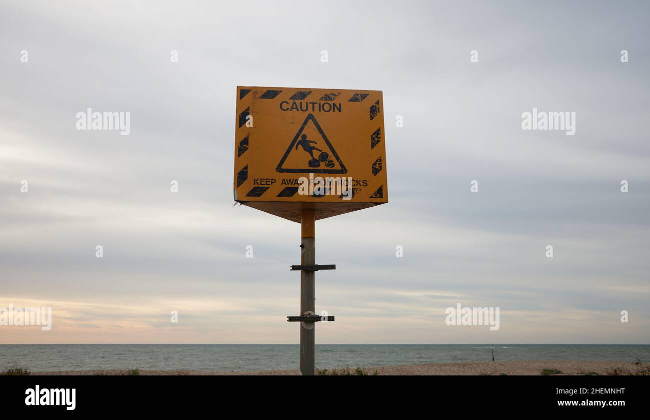Yellow triangle warning sign cut out hi-res stock photography and ...