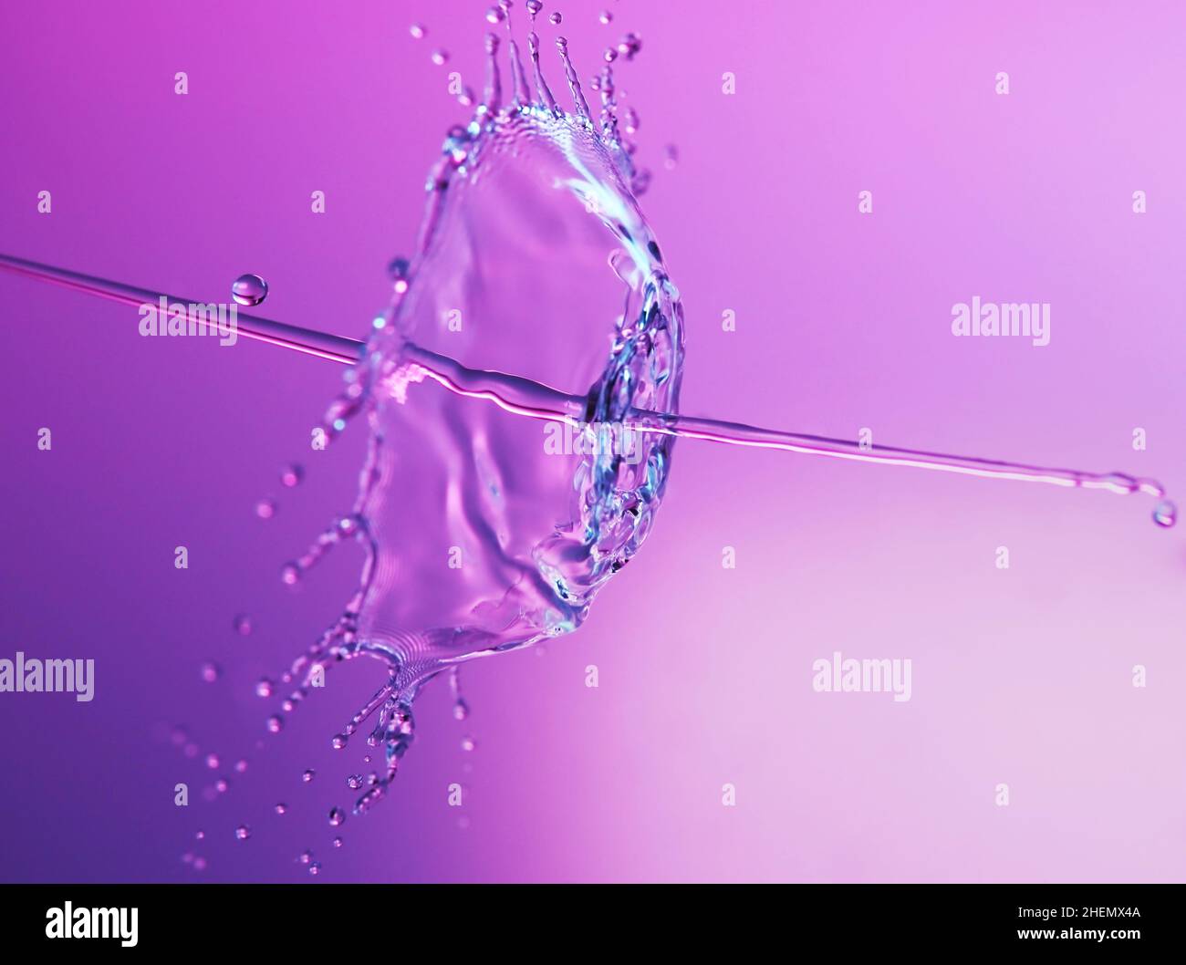 Purple color splash background hi-res stock photography and images - Alamy