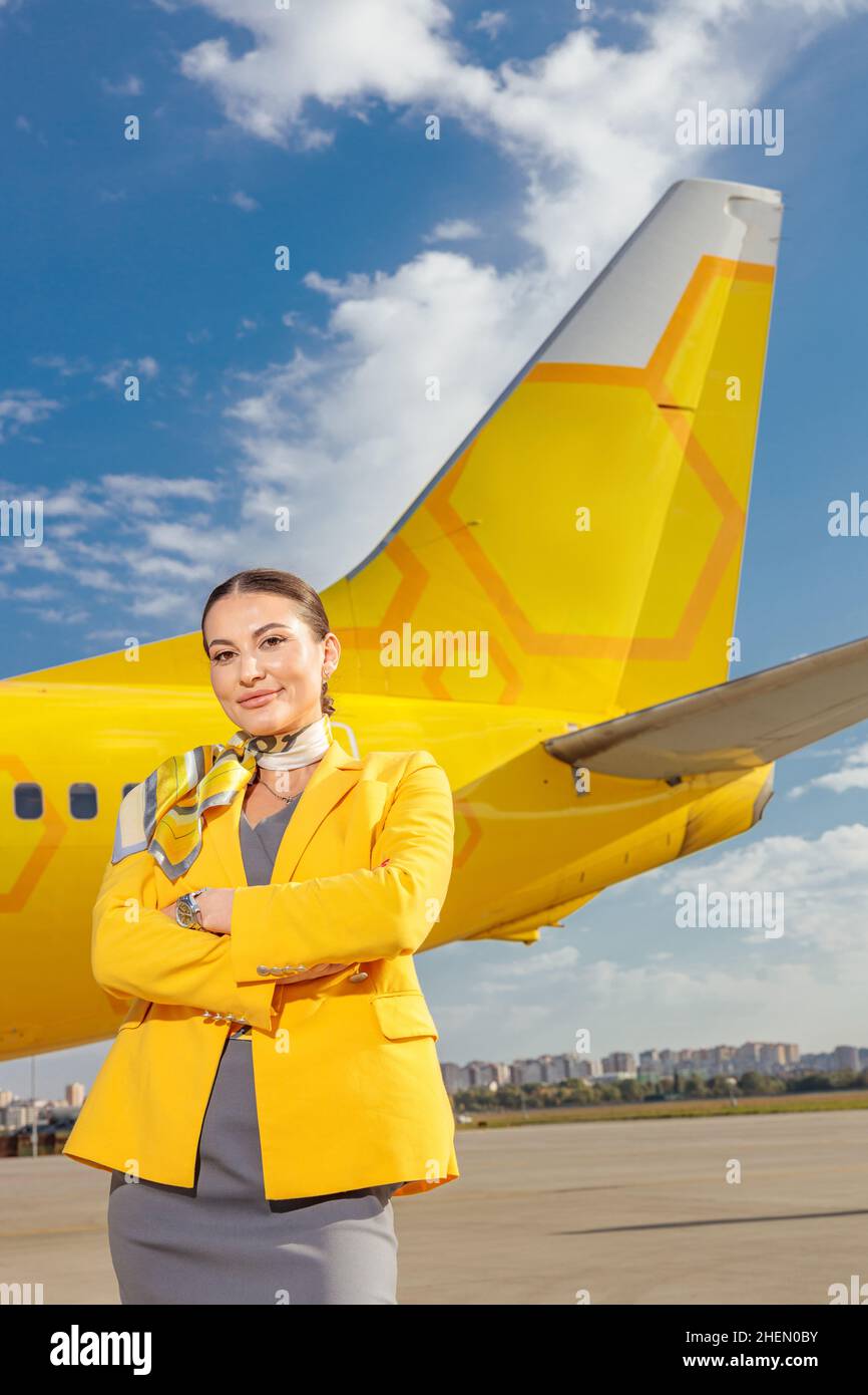 Airplane arms hi-res stock photography and images - Alamy