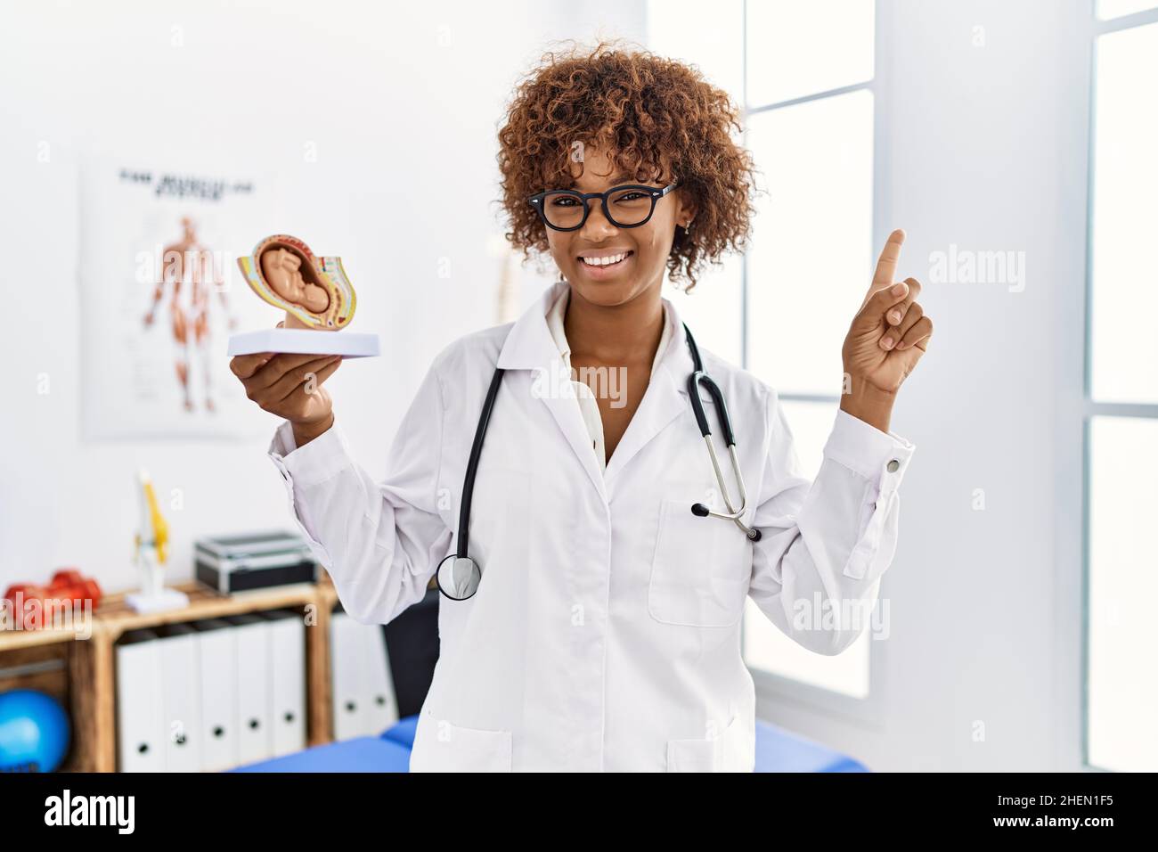 Face presentation fetus hi-res stock photography and images - Alamy