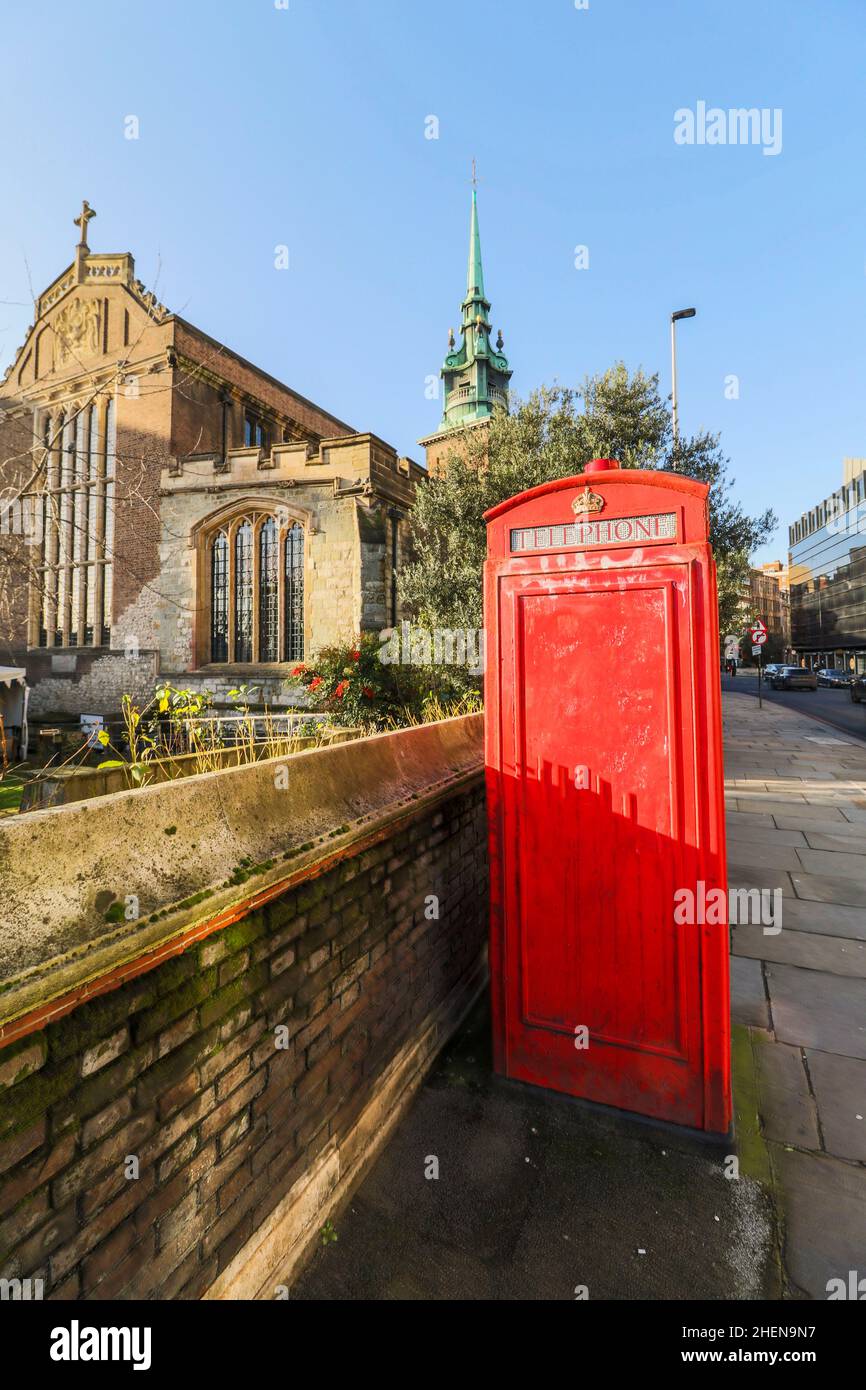 All Hallows-by-the-Tower, ancient Anglican church, Byward Street, City ...