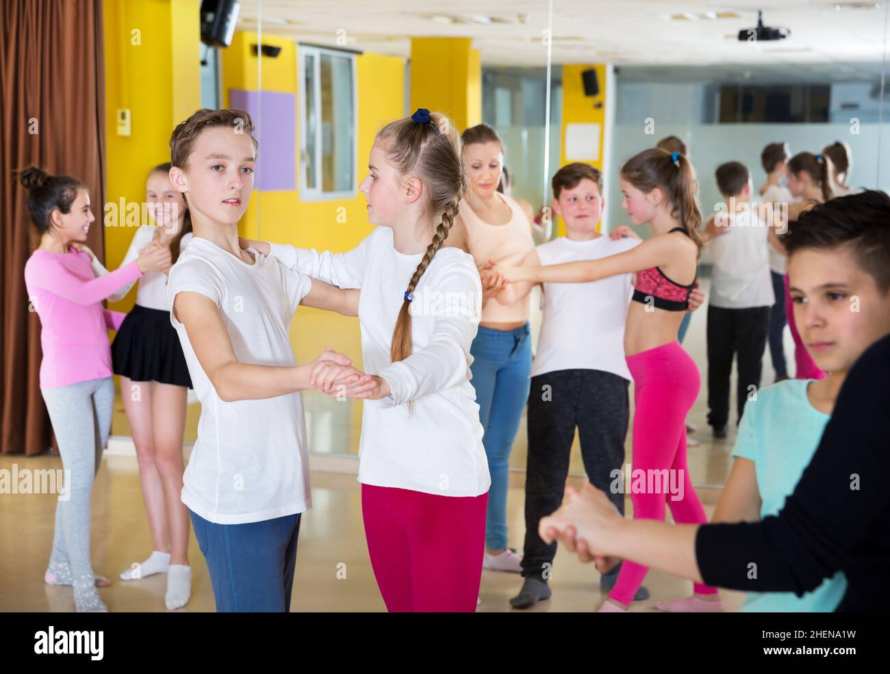 Children dancing together slow ballroom hi-res stock photography and ...