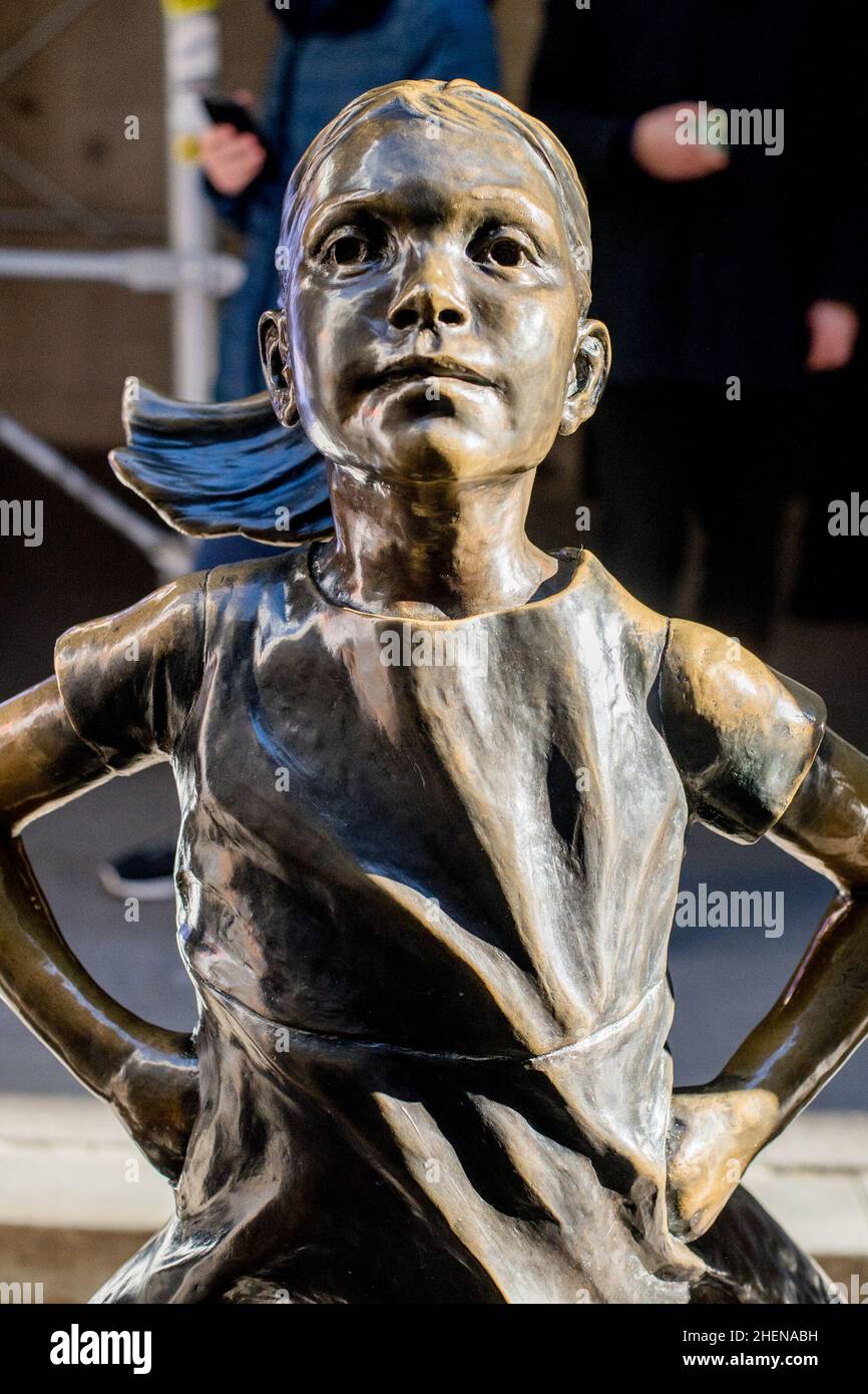 Fearless Girl, a bronze sculpture by Kristen Visbal, outside the New ...