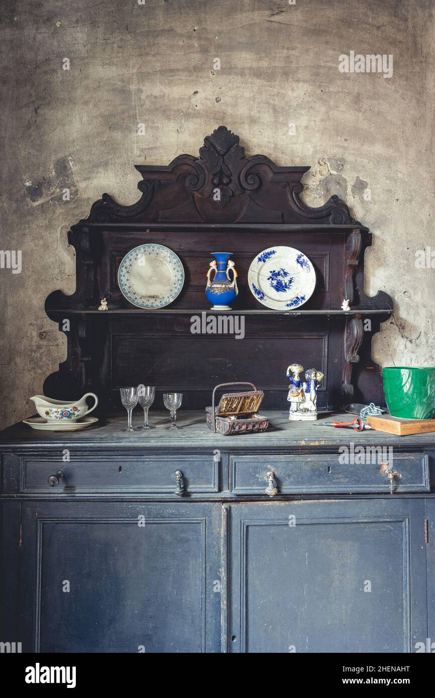 Urbex, Old abandoned house in Belgium Stock Photo - Alamy