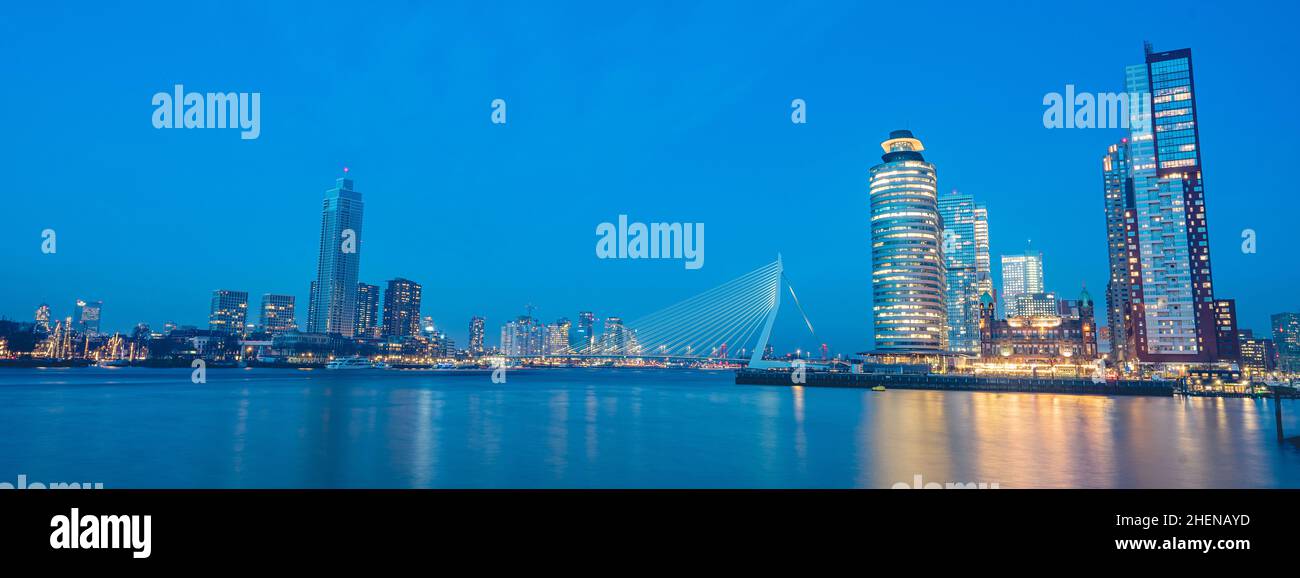 Rotterdam background hi-res stock photography and images - Alamy