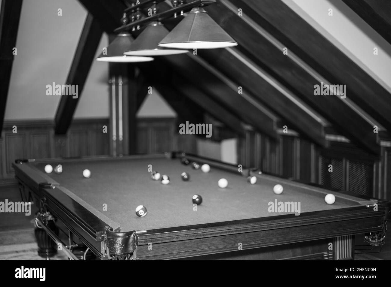 Vintage pool table hi-res stock photography and images - Alamy