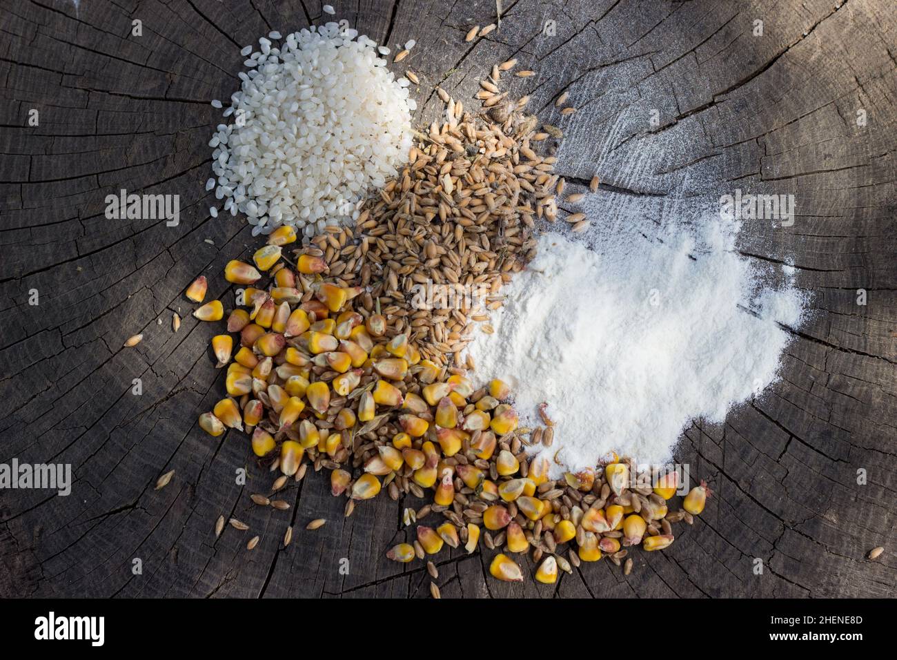 Whole grains pulses hi-res stock photography and images - Alamy