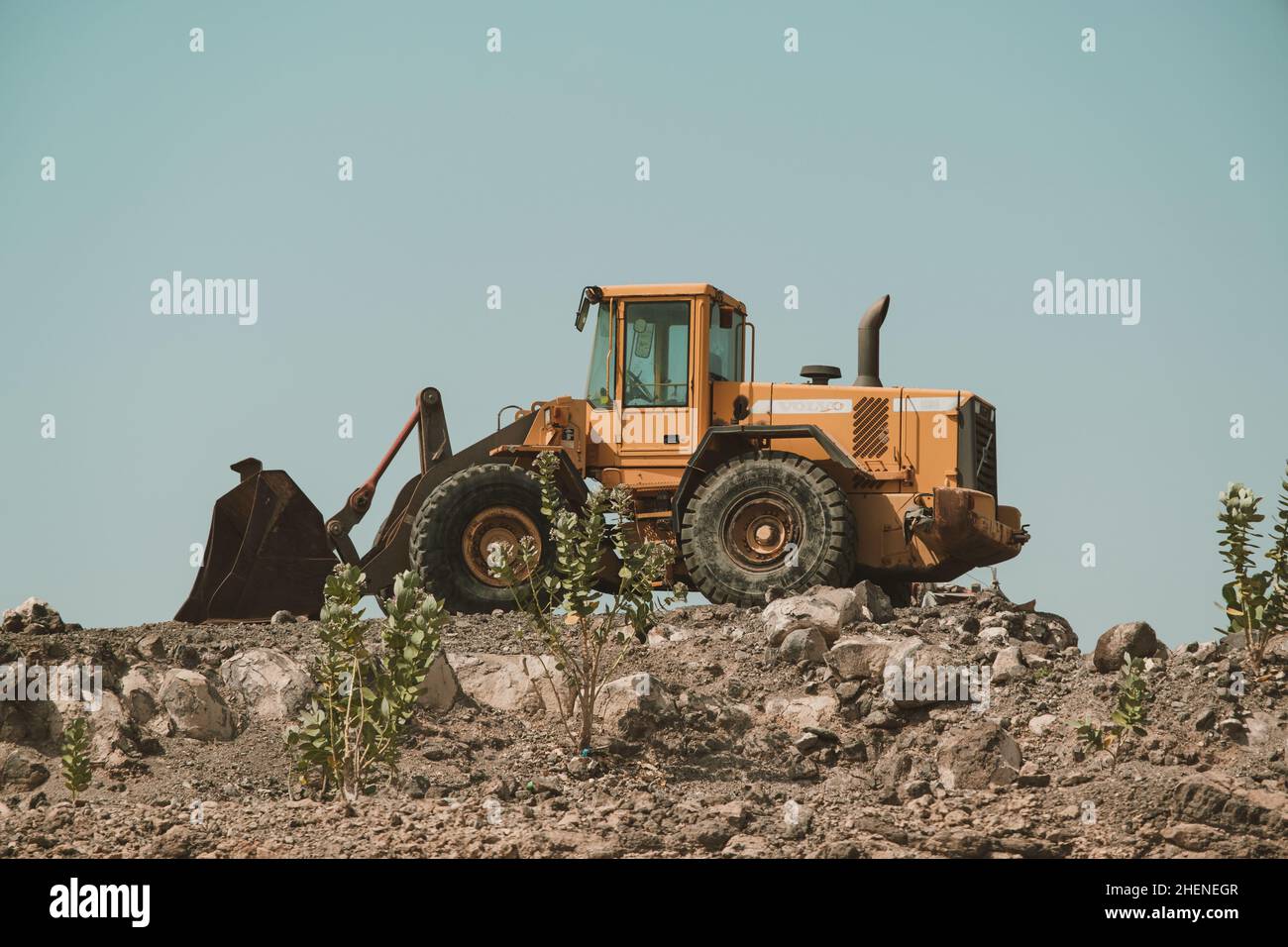 Volvo dozer hi-res stock photography and images - Alamy