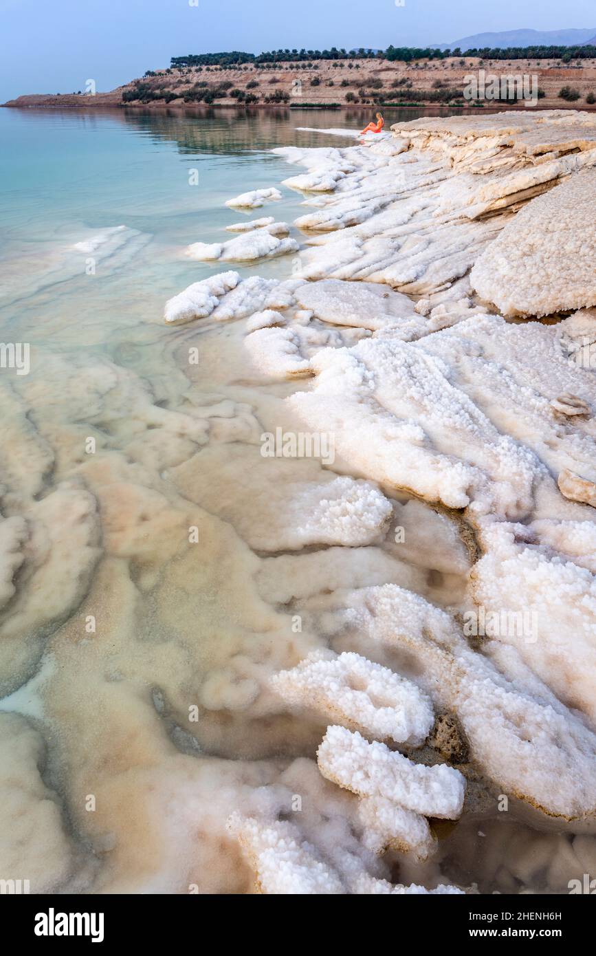 Dead person shore hi-res stock photography and images - Alamy