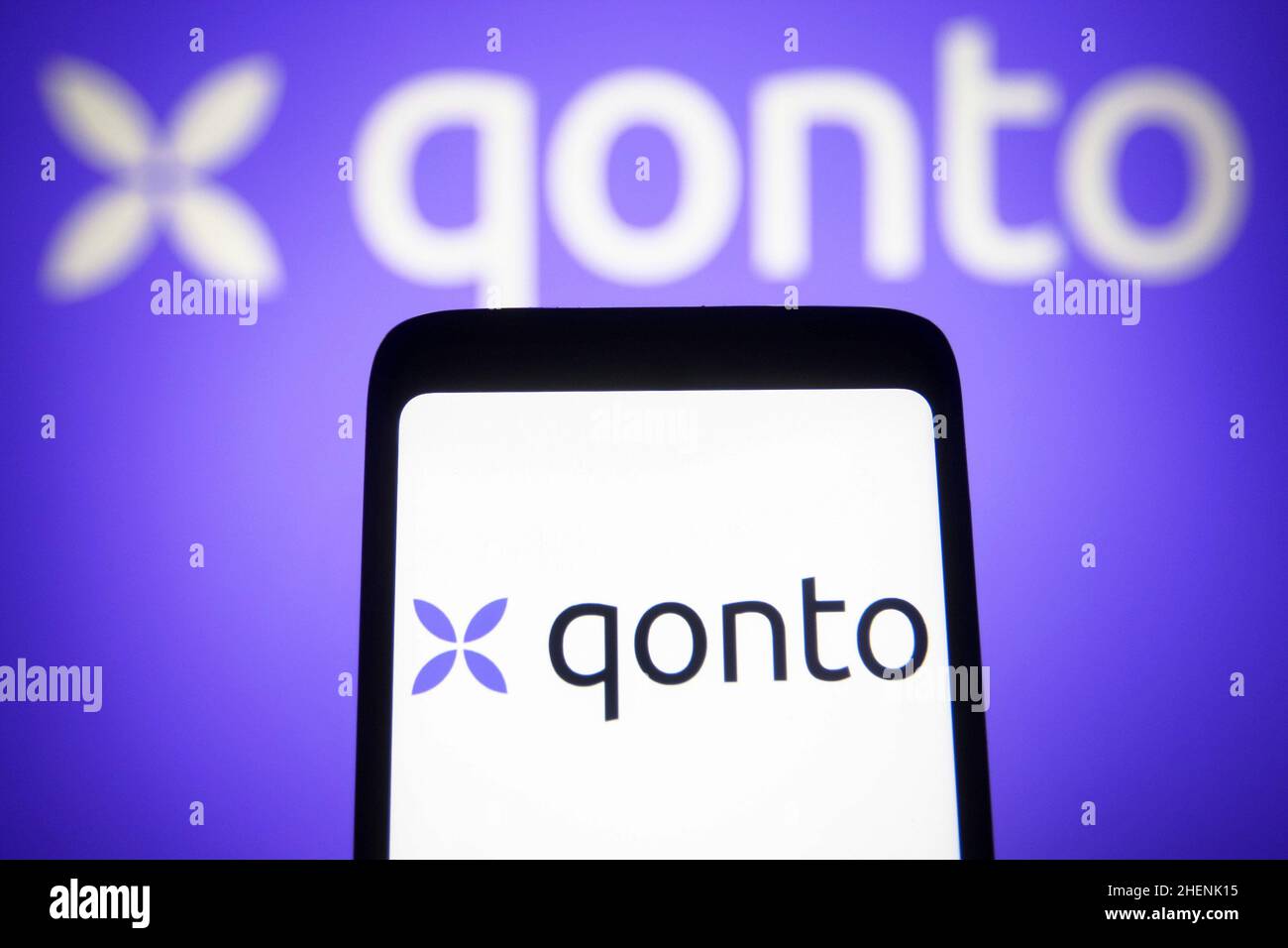 Qonto logo hi-res stock photography and images - Alamy