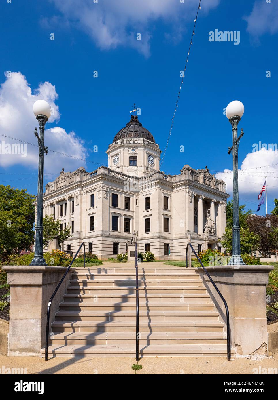 Courthouse indiana bloomington hi-res stock photography and images - Alamy