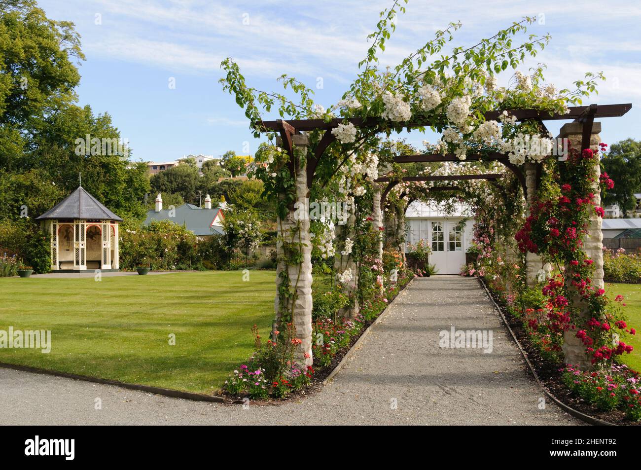Rose pergola in garden hi-res stock photography and images - Alamy