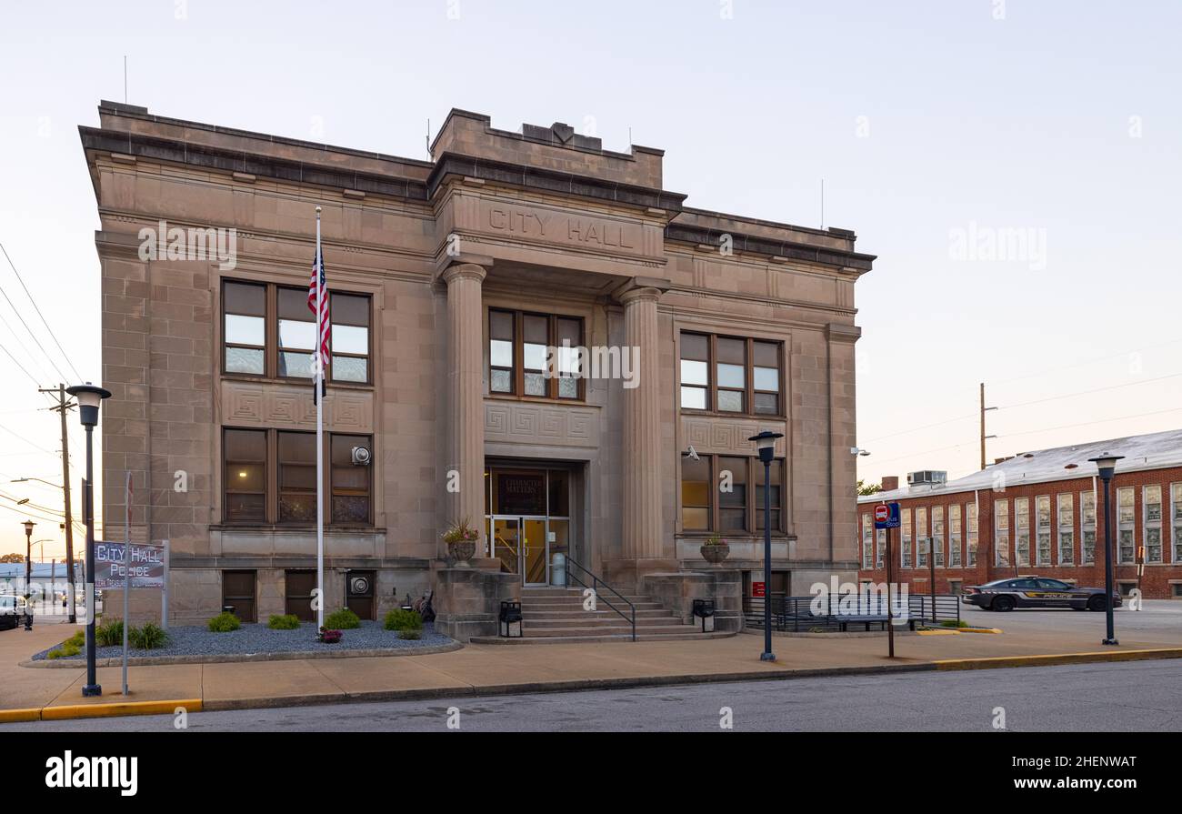 Indiana city hall hi-res stock photography and images - Alamy