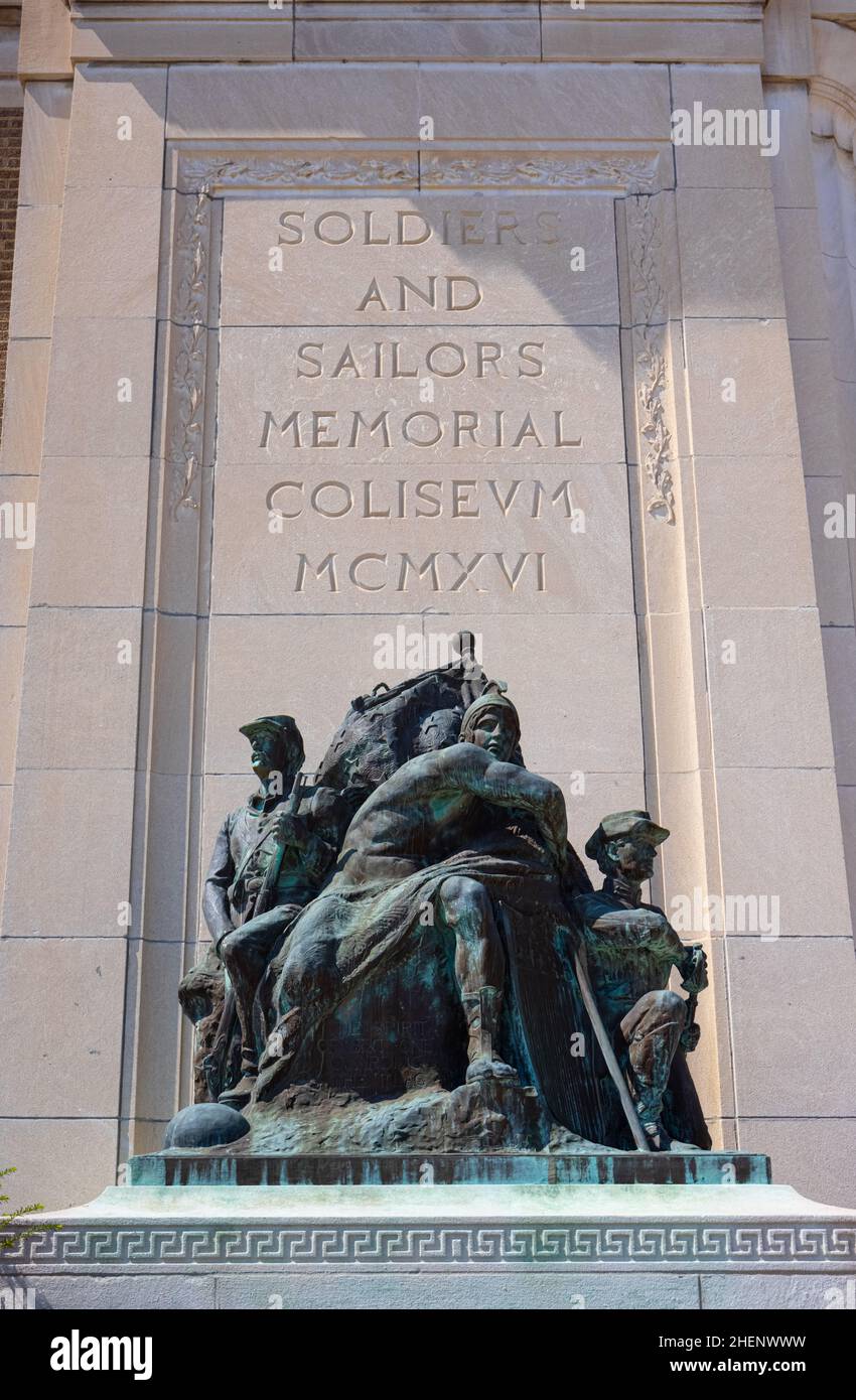 War memorial coliseum hi-res stock photography and images - Alamy