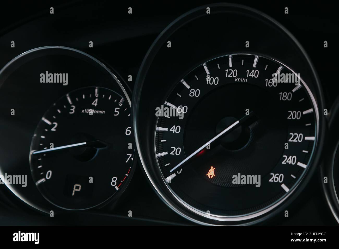 close up of the speedometer with rpm and km meter Stock Photo - Alamy