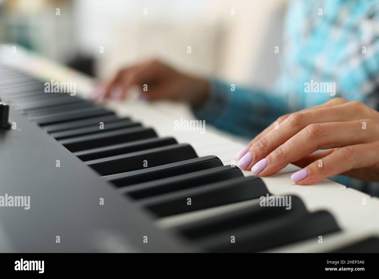 Black playing keyboards hi-res stock photography and images - Alamy