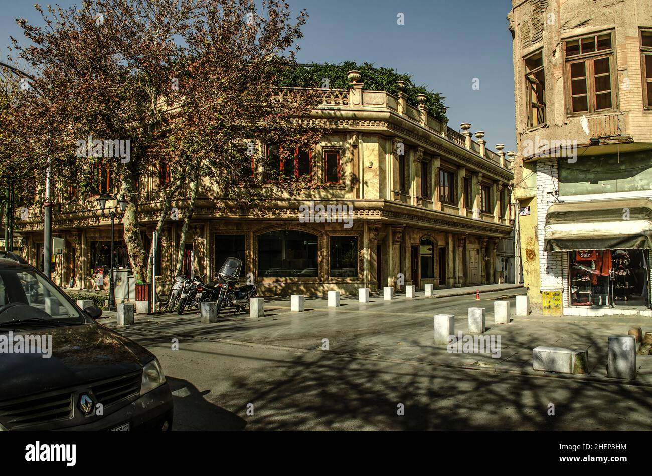 Isfahan, Nor Julfa, Iran, 16, November, 2021: Beautiful old building at ...