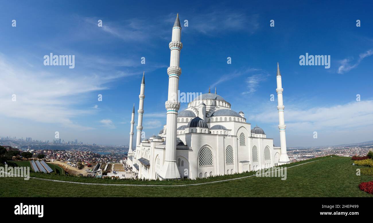 A panoramic view of the largest mosque in Turkey. Istanbul Camlica ...