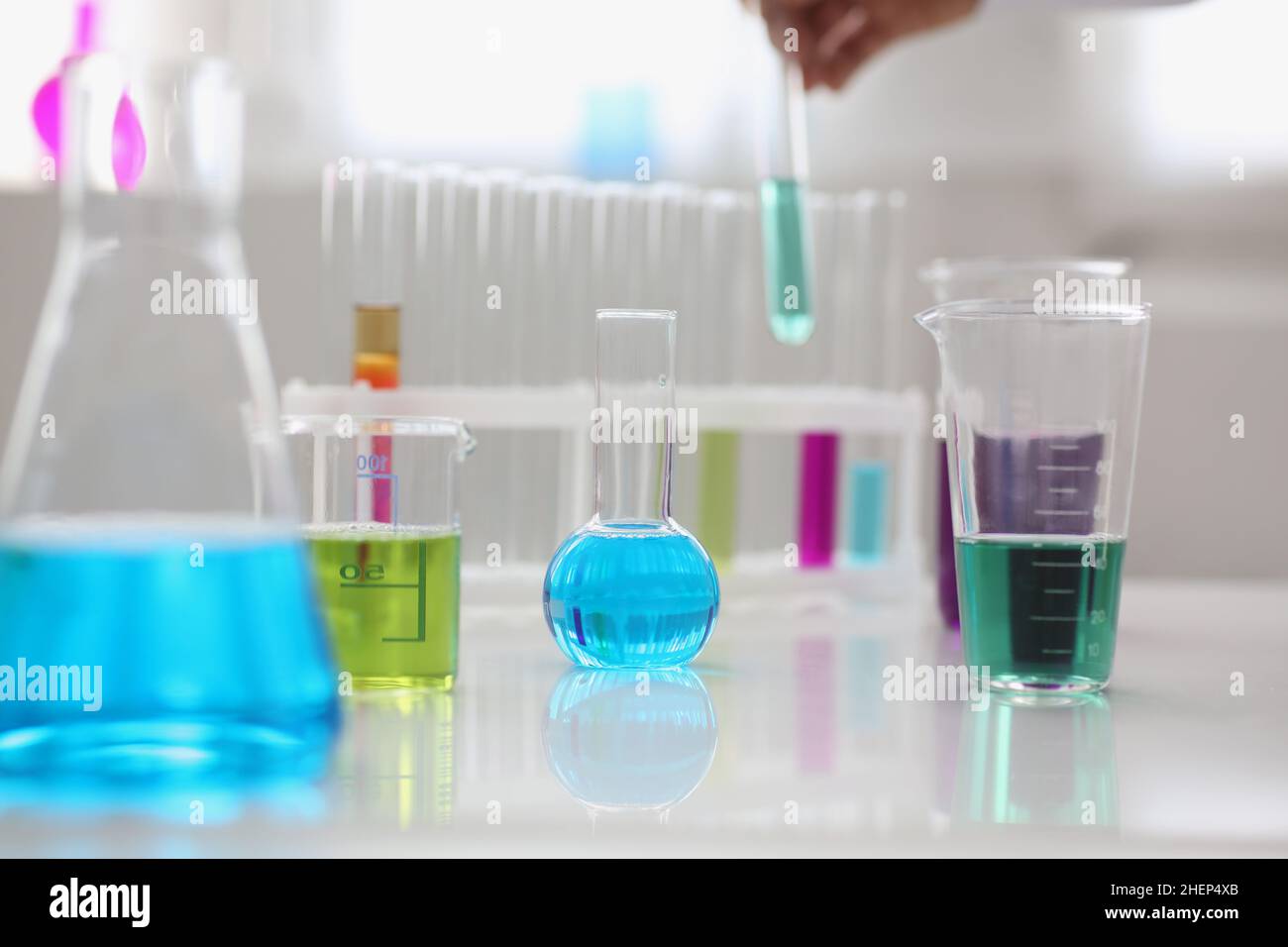Liquid testing hi-res stock photography and images - Alamy
