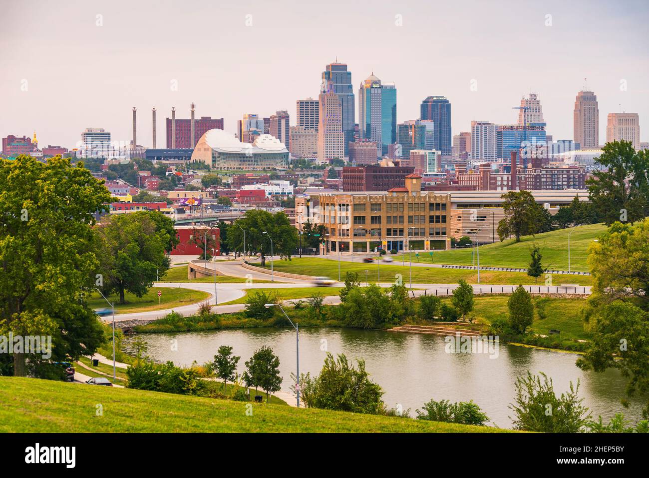 Kansas city skyline hi-res stock photography and images - Alamy