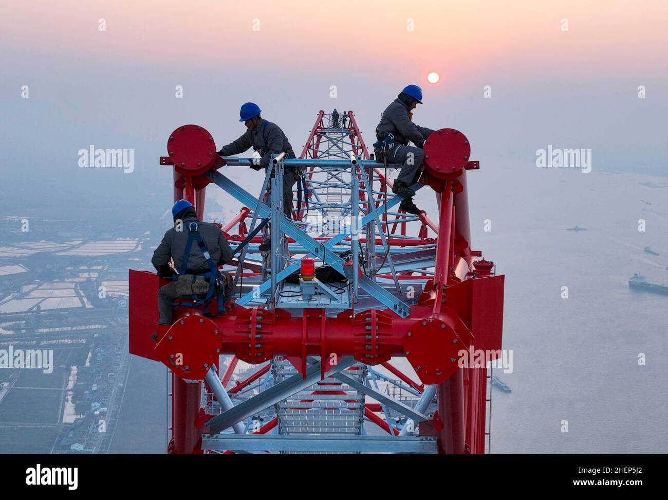 Pipe tower hi-res stock photography and images - Alamy