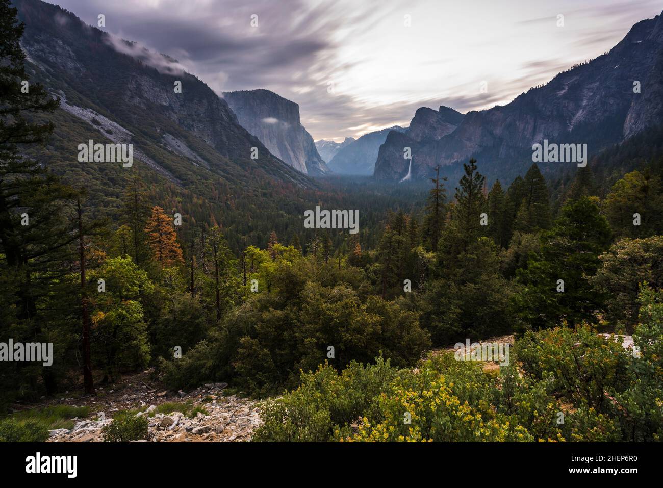 yosemite national park at sunset with cloudy sky,yosemite national park ...