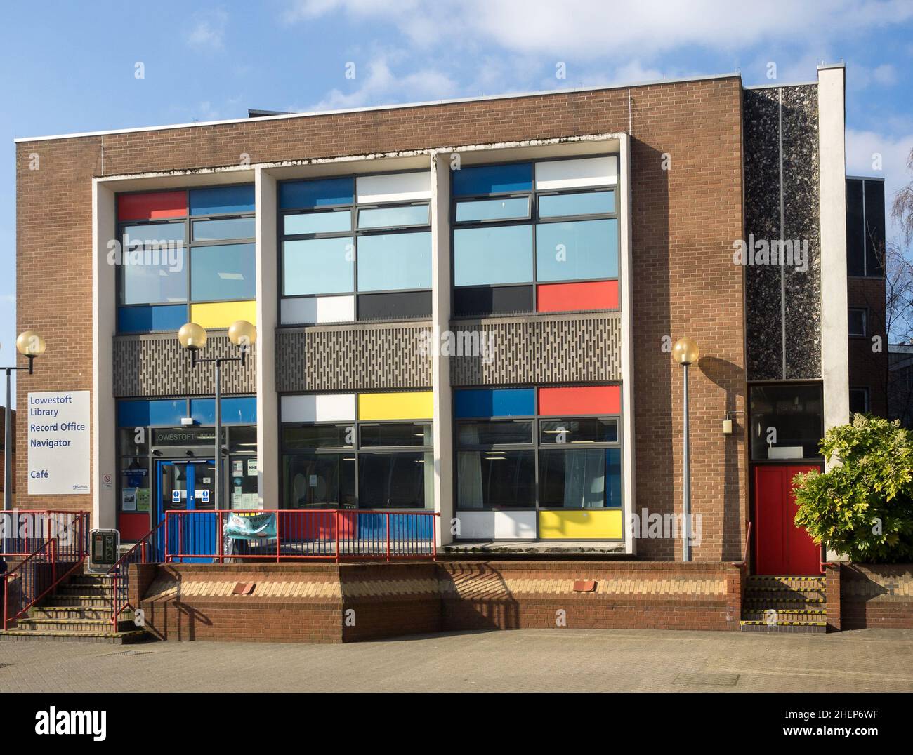 Lowestoft central library hi-res stock photography and images - Alamy