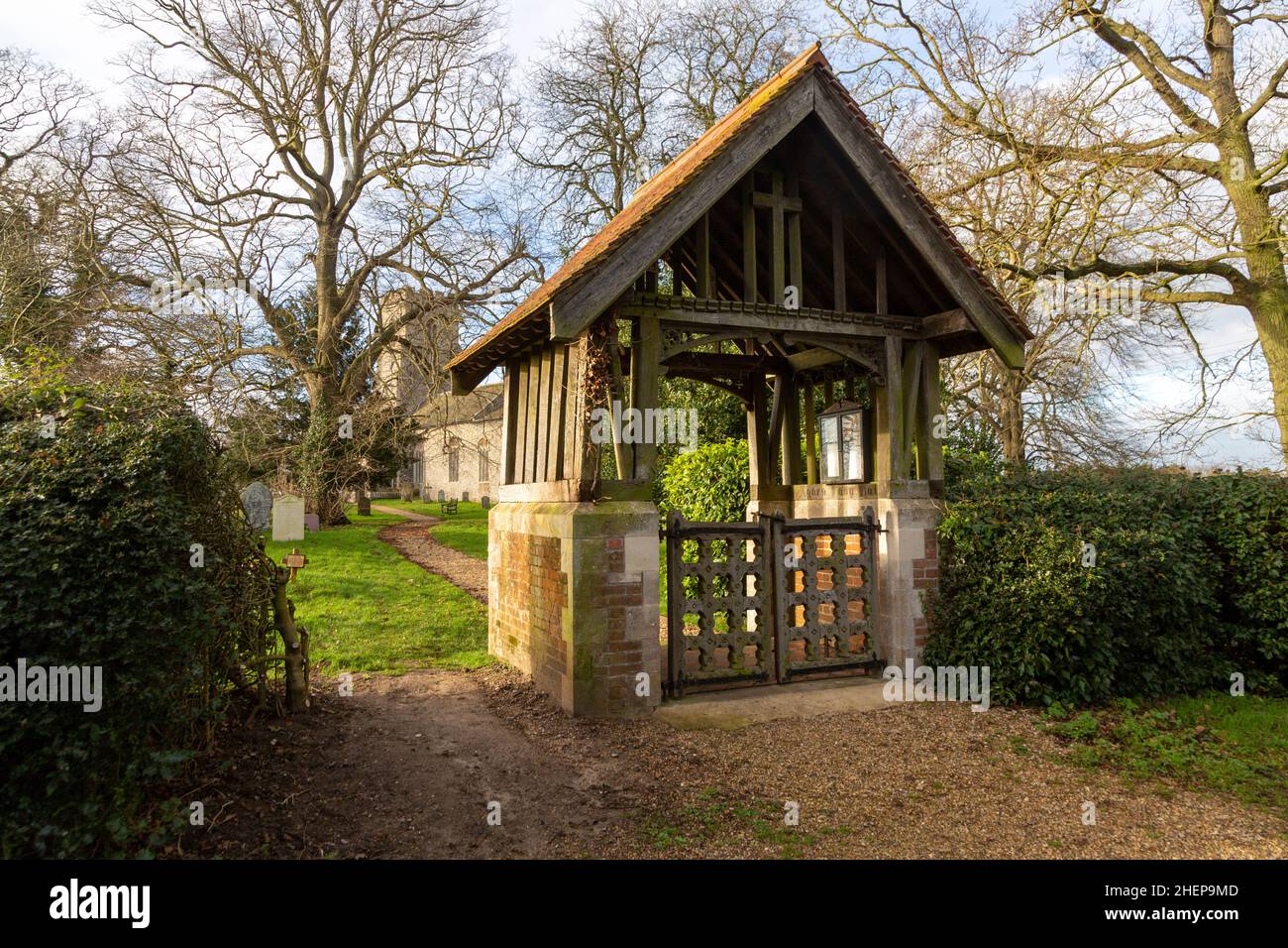 Lichgate hi-res stock photography and images - Alamy