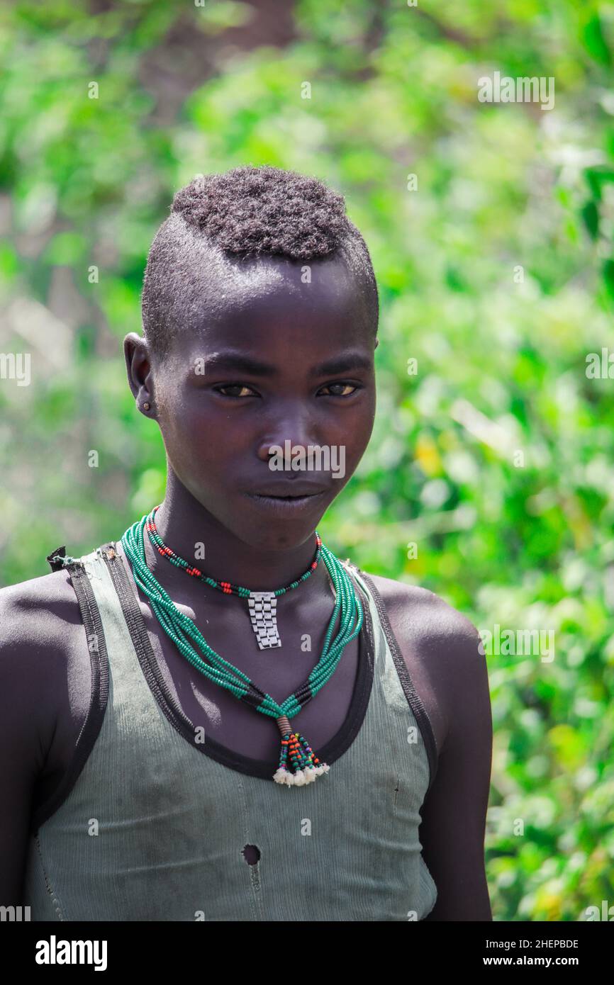 Men from Ethiopian tribes in the Omo River Valley Stock Photo - Alamy