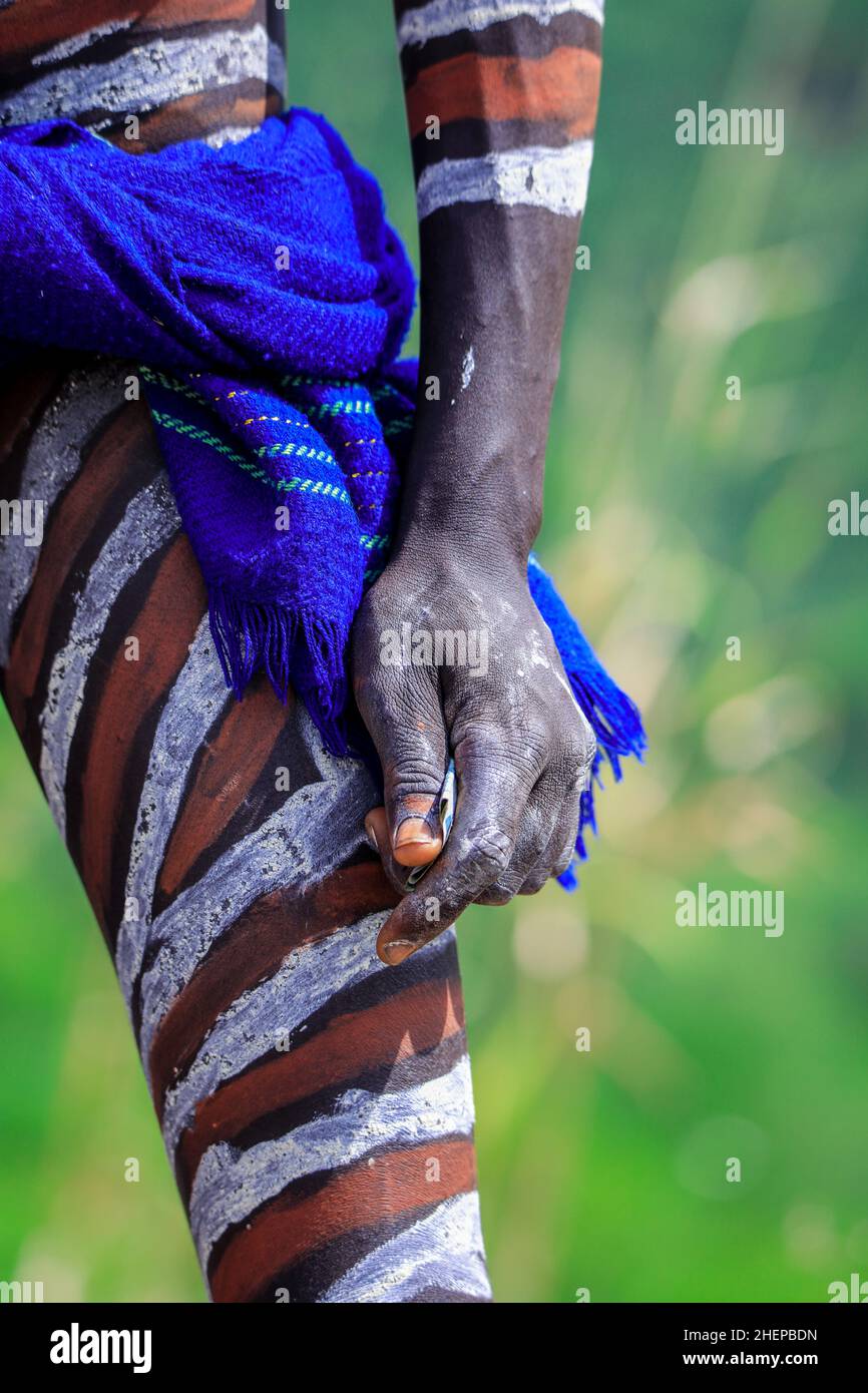 Men from Ethiopian tribes in the Omo River Valley Stock Photo - Alamy