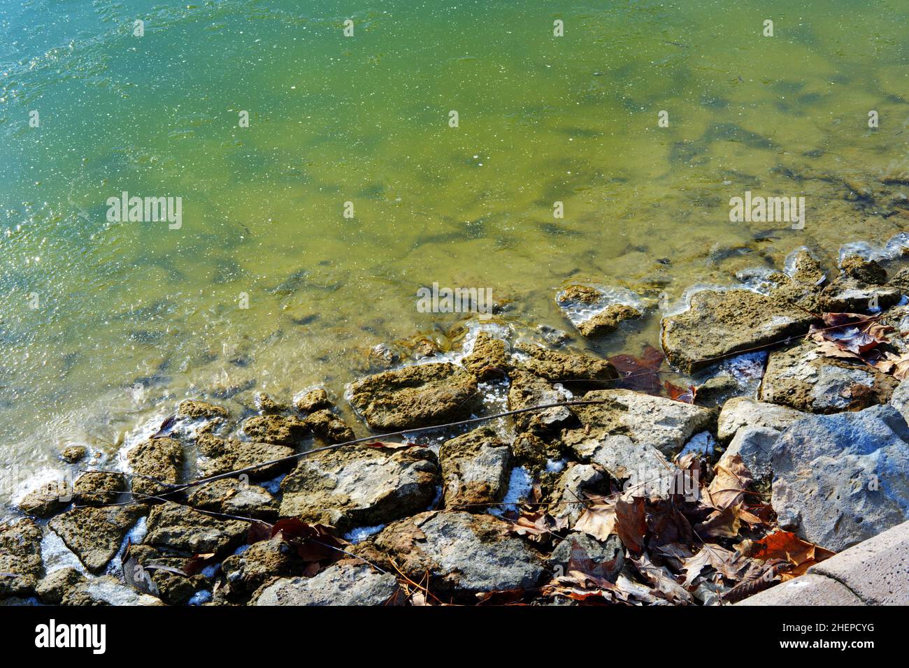 Wet stones hi-res stock photography and images - Alamy