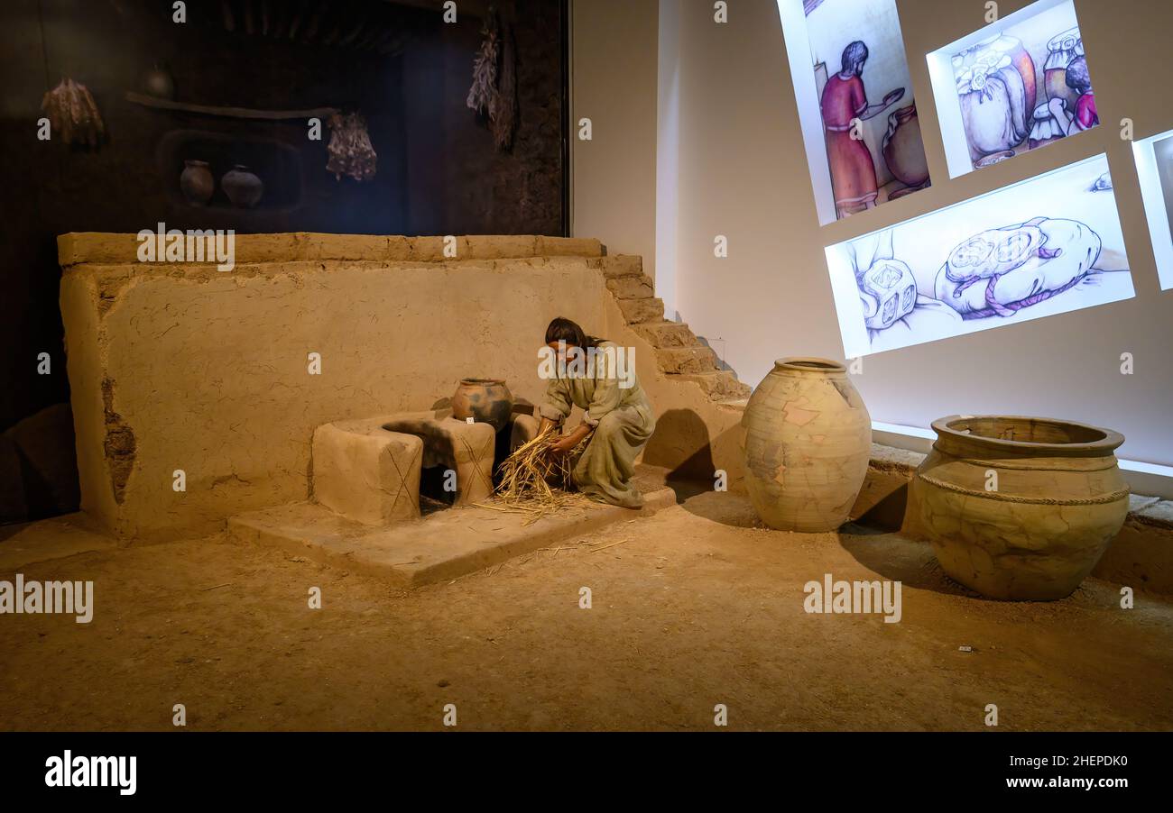 Gobekli tepe statue hi-res stock photography and images - Alamy