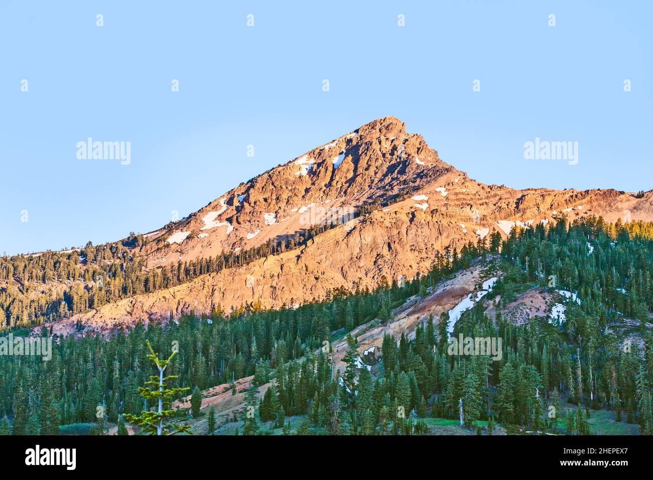 snow on Mount Lassen in the Lassen volcanic national Park Stock Photo ...