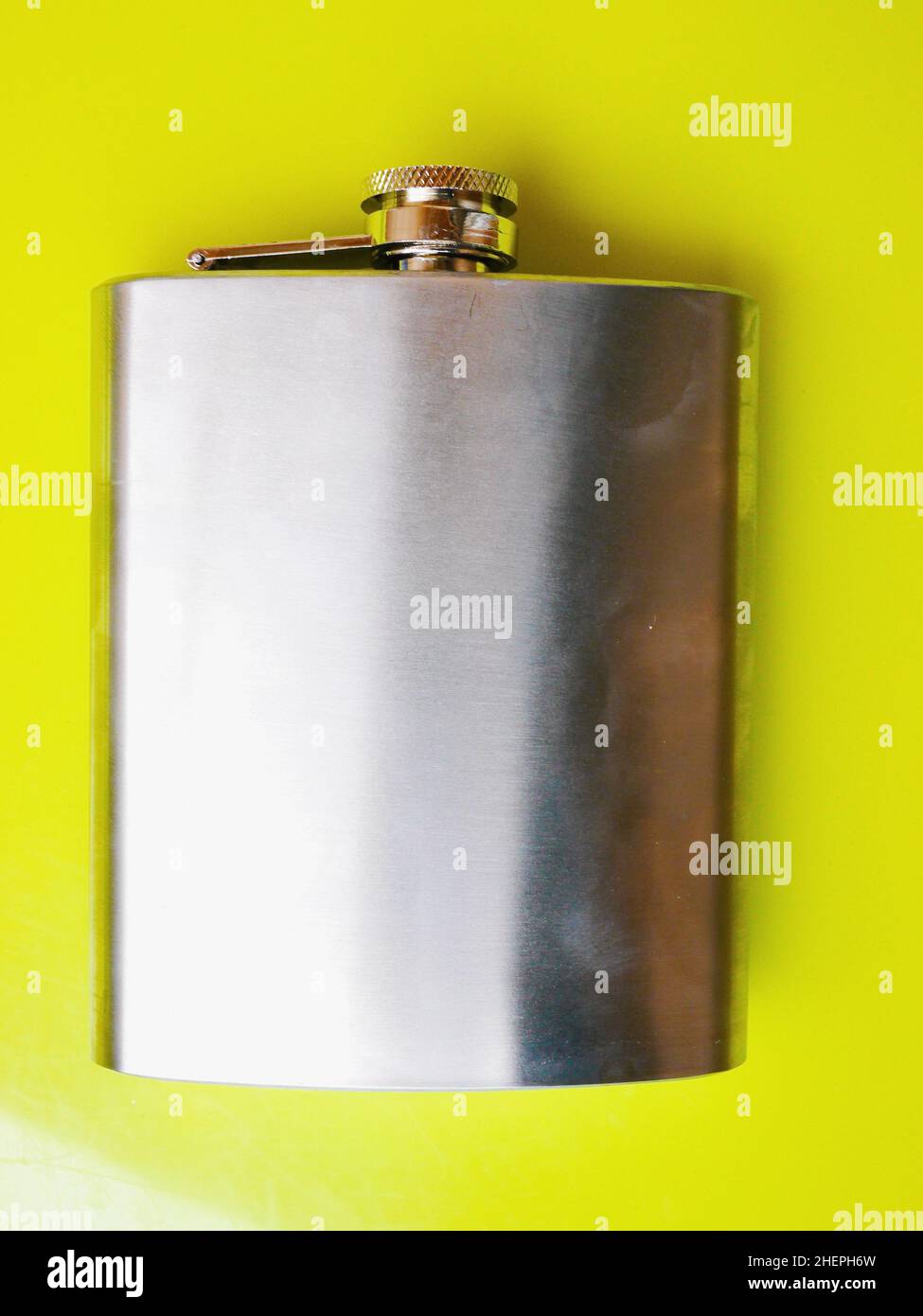 Flask plate hi-res stock photography and images - Alamy