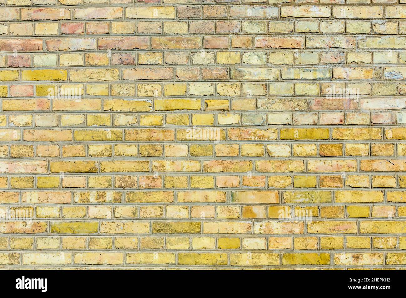 Vintage yellow brick wall hi-res stock photography and images - Alamy