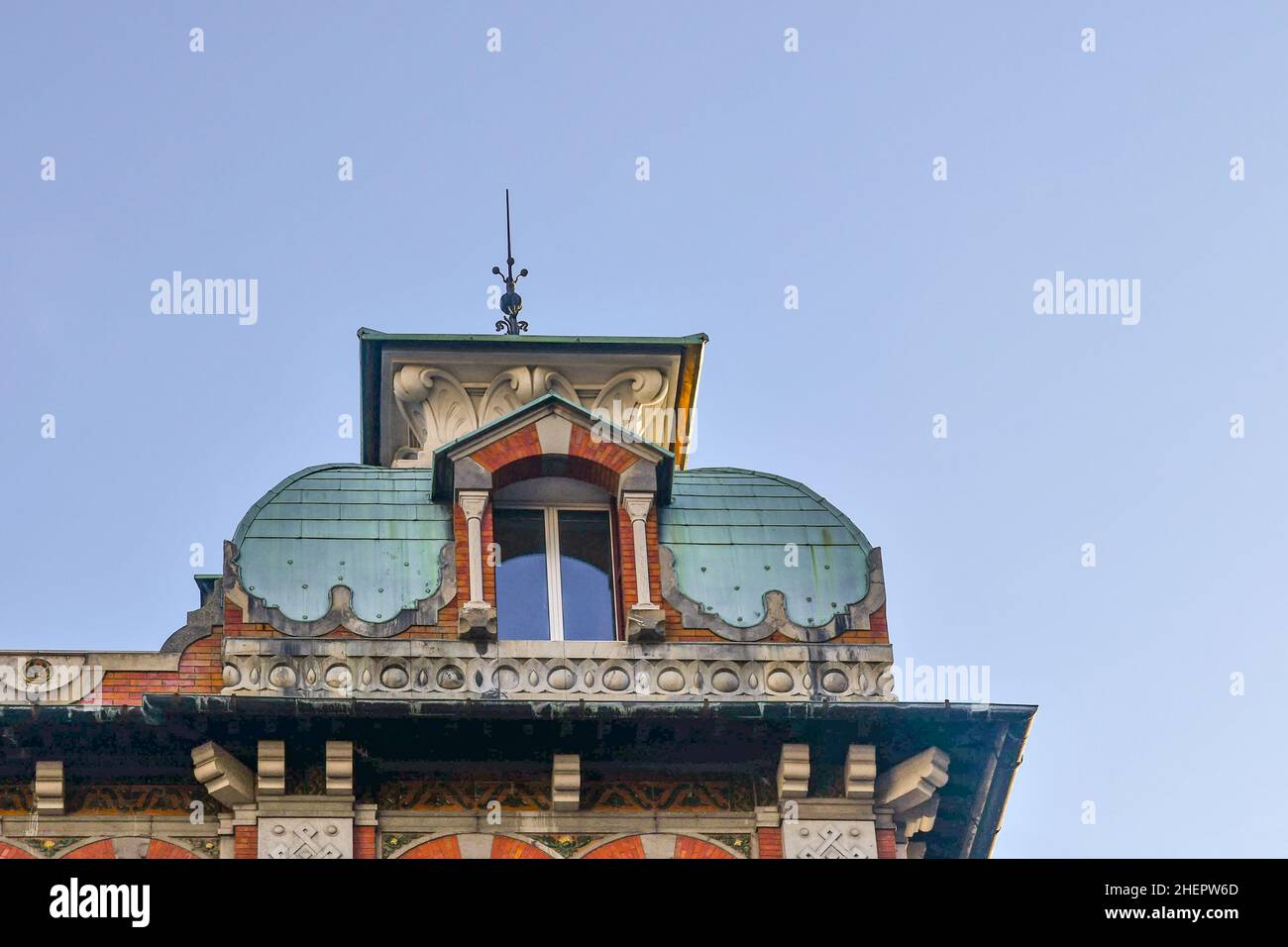 Corner dome hi-res stock photography and images - Alamy