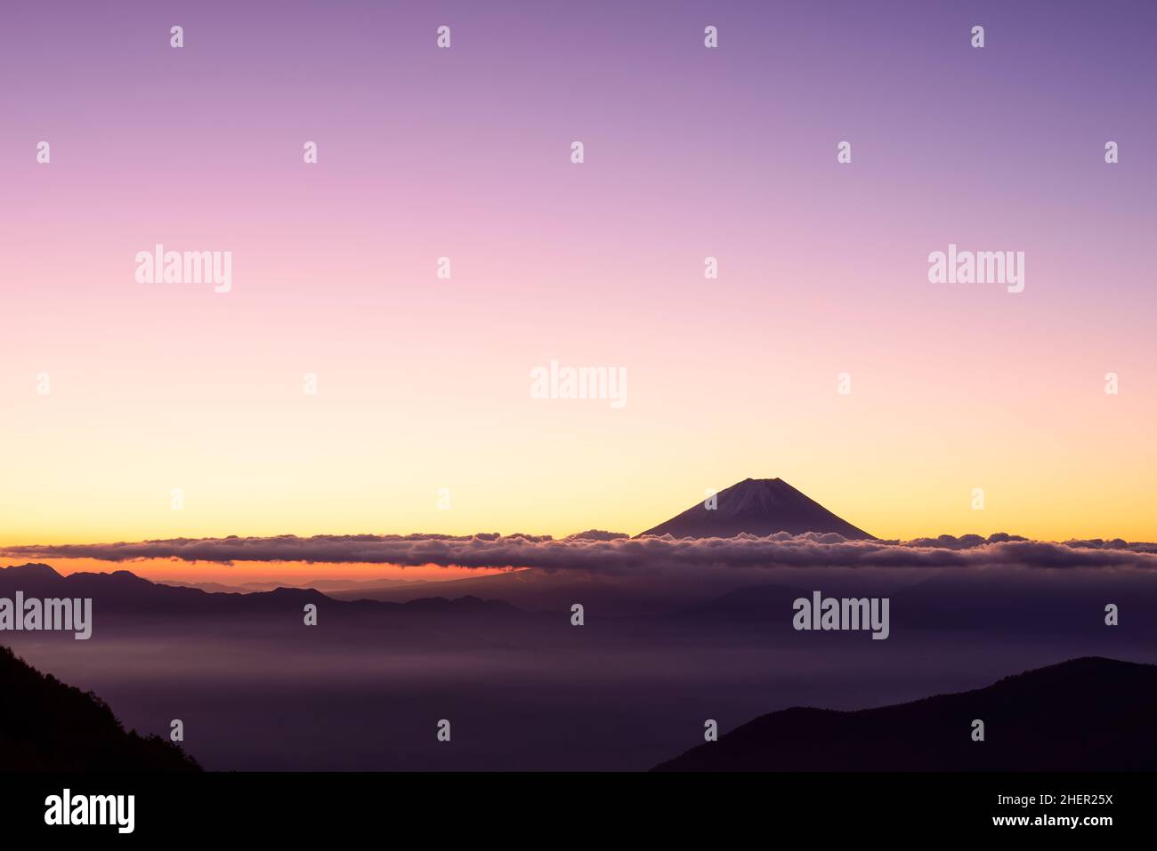 Mount Fuji At Dawn In The Sea Of Clouds Stock Photo - Alamy