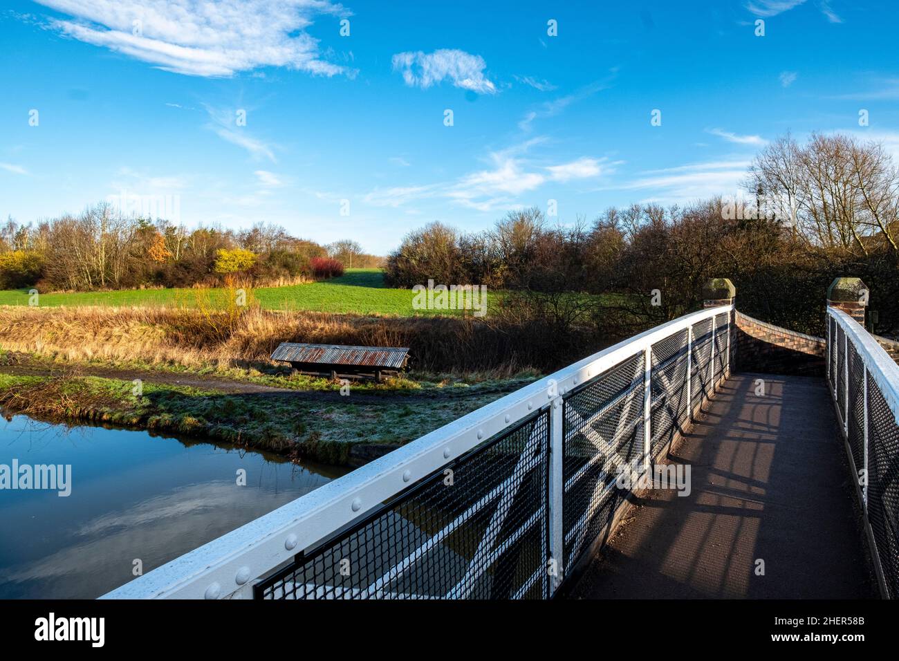 Harvest field hi-res stock photography and images - Alamy