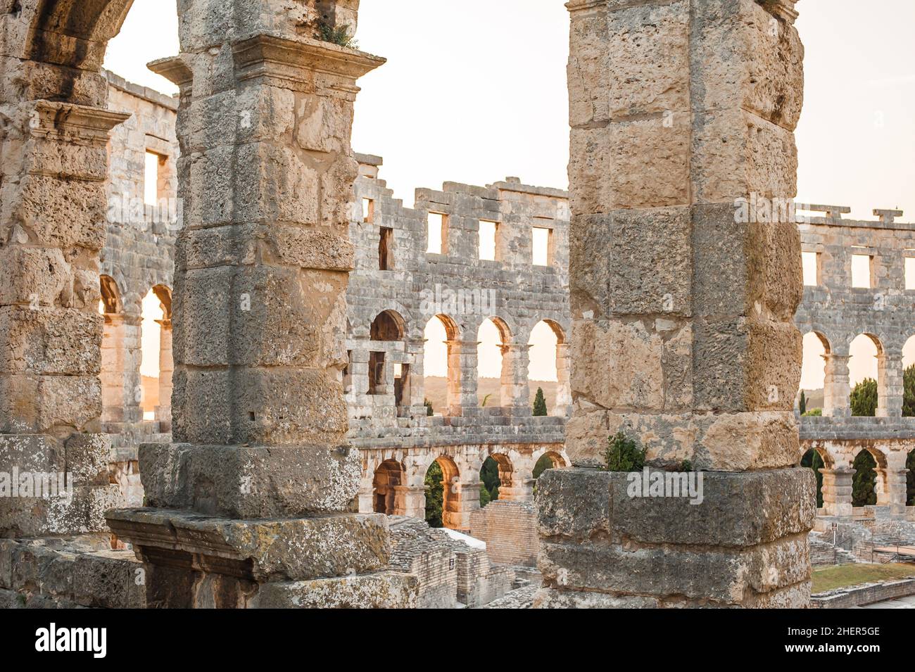 Architecture details of the Roman amphitheatre in Pula, Croatia Stock ...