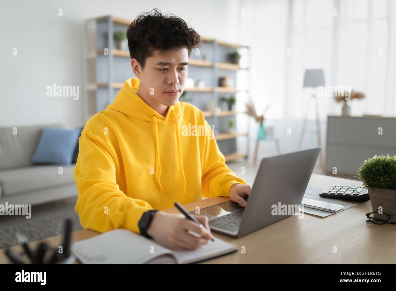 Asian man male writing hi-res stock photography and images - Alamy