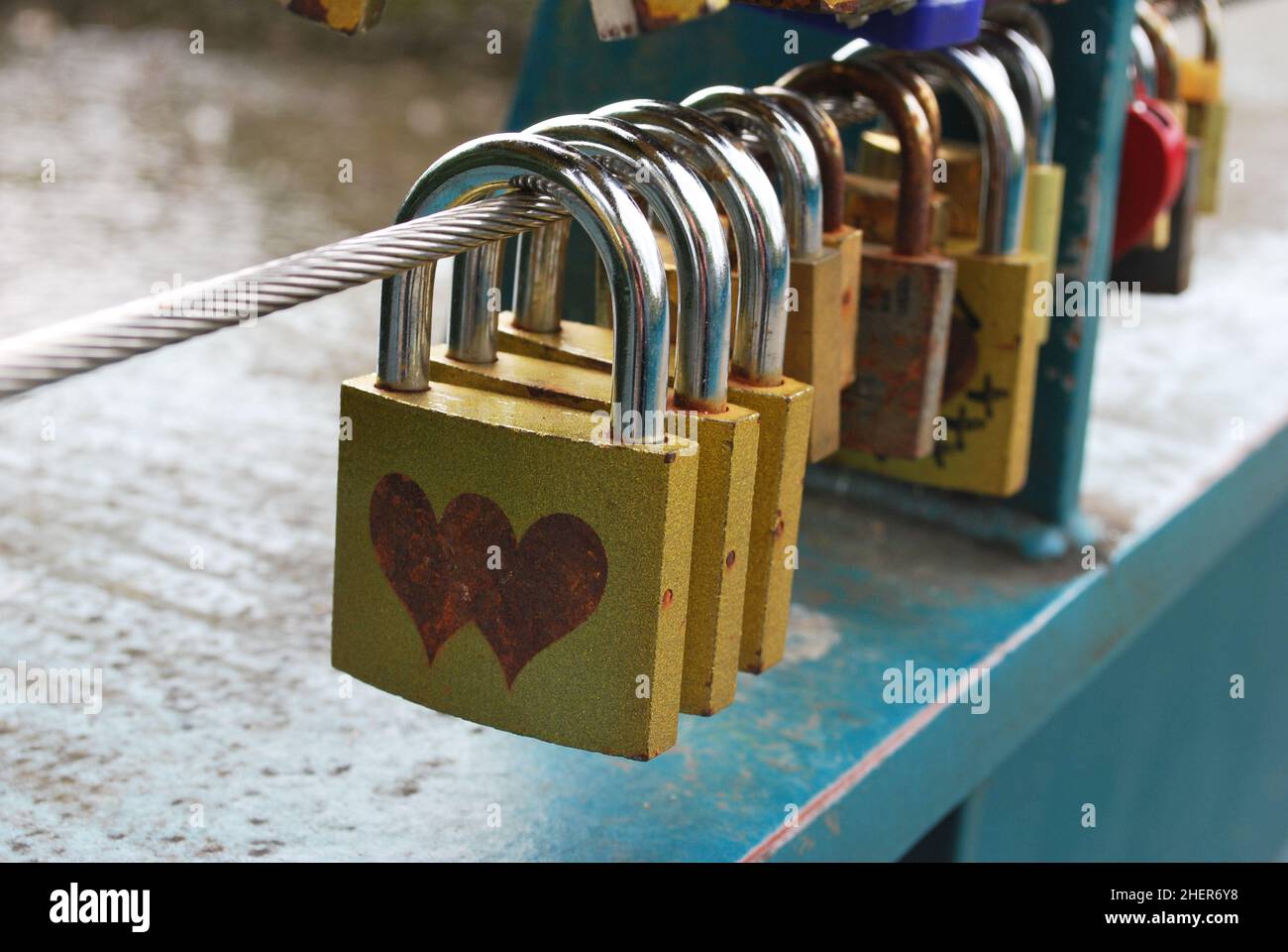 Two hearts close to each other hi-res stock photography and images - Alamy