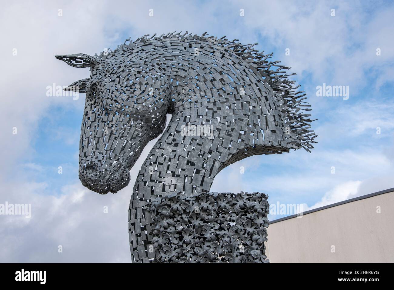 Greenlaw Equine horse's head sculpture by Andy Scott in Greelaw viallge ...